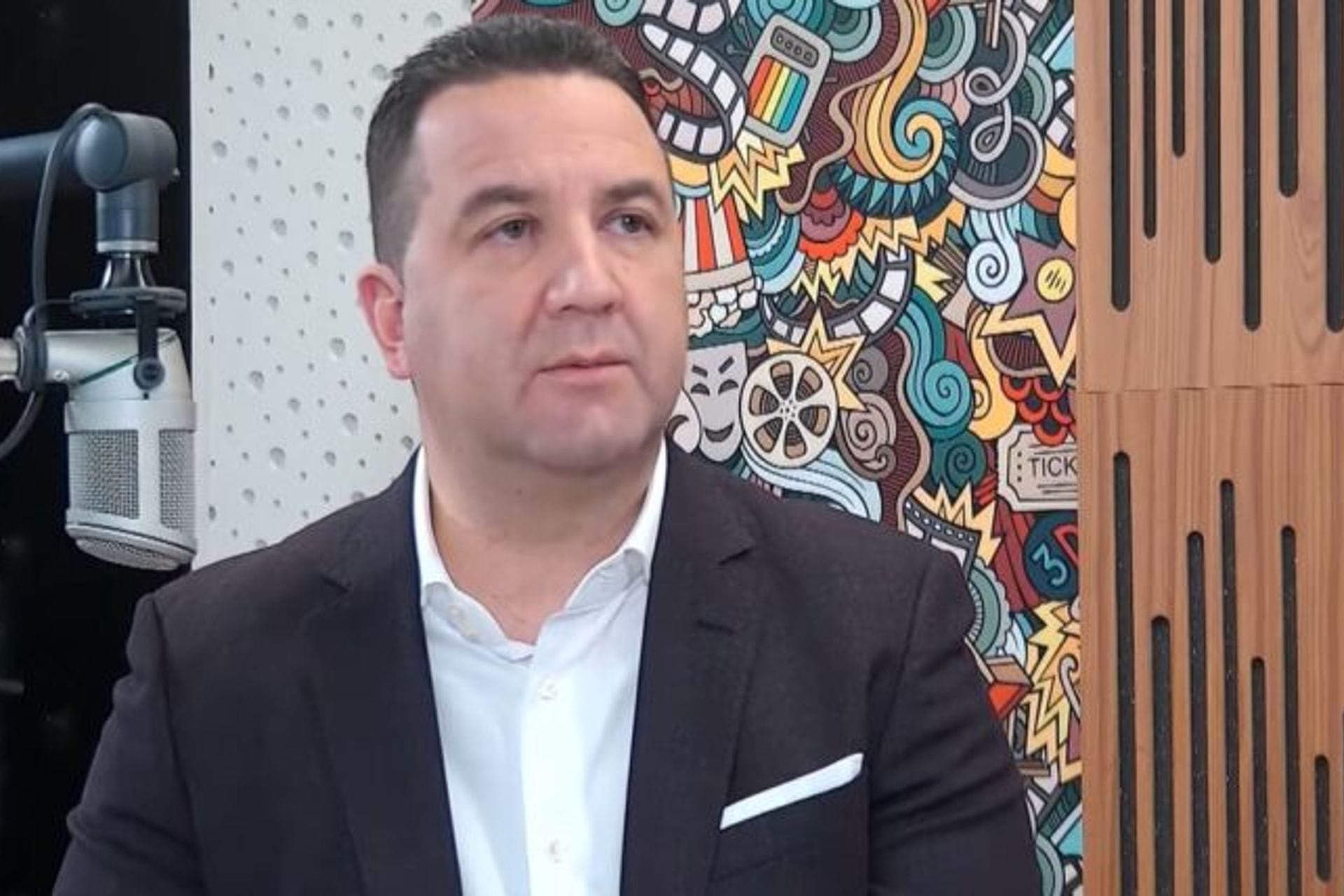 Jevto Eraković: Predsjednički izbori prekretnica protiv okupacije Crne Gore- MILO Đukanović ...